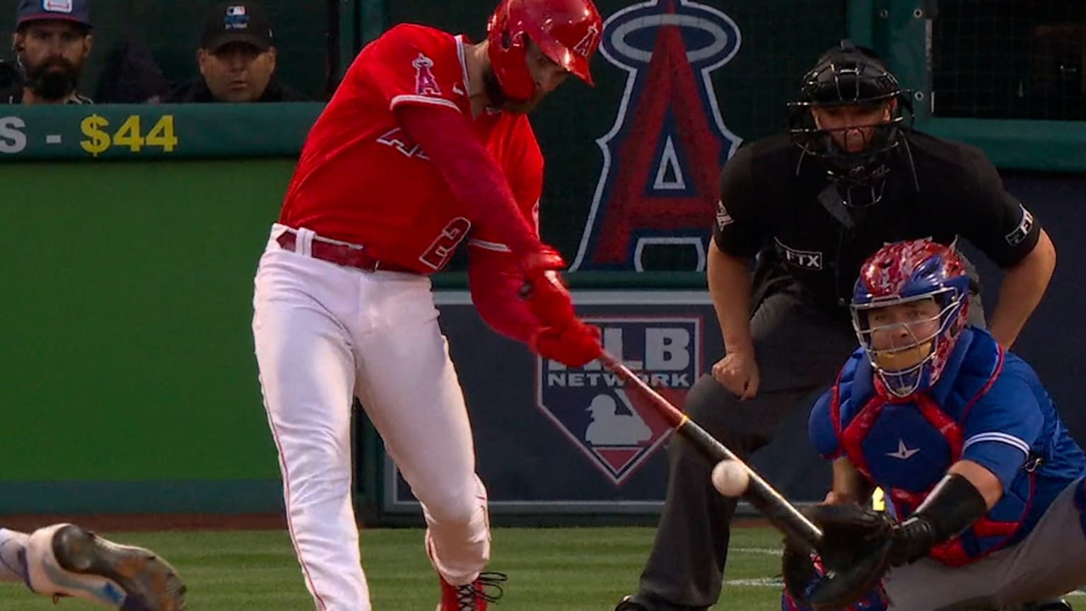 Jared Walsh smacks a solo home run to center | 05/27/2022 | Los Angeles ...