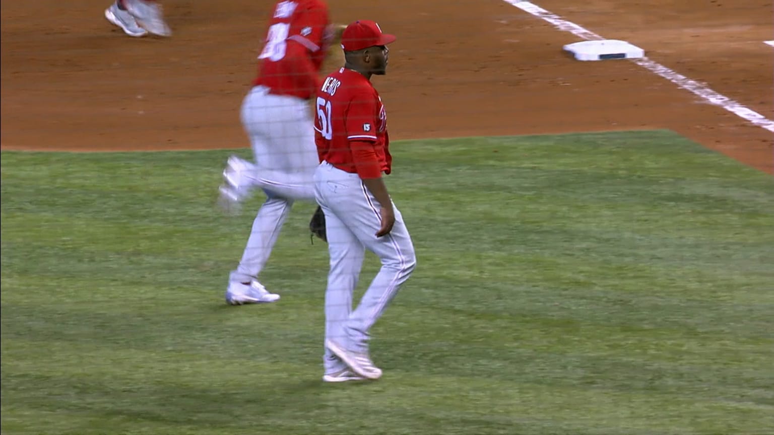 Héctor Neris ties Phillies' reliever record for K's | 10/03/2021 ...