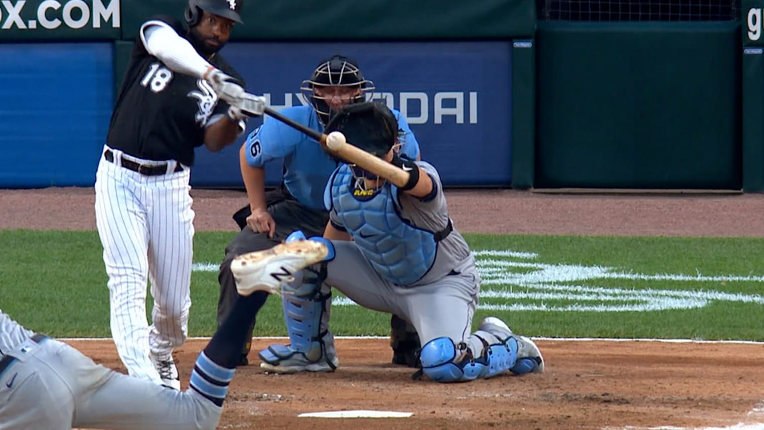Brian Goodwin plates one on a single to left field | 06/14/2021 | MLB.com