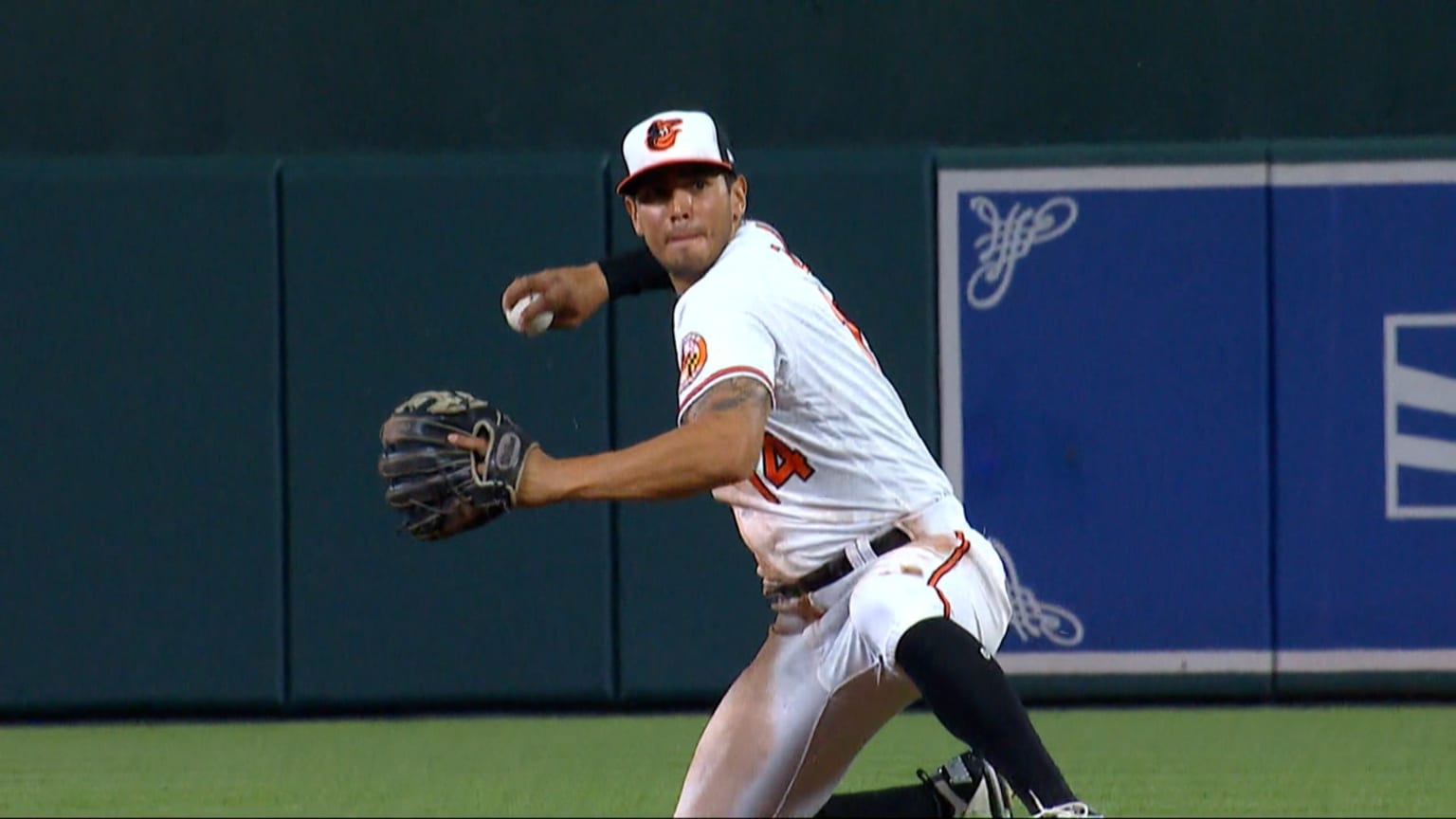Rio Ruiz makes a diving stop at second base | 04/27/2021 | Cincinnati Reds