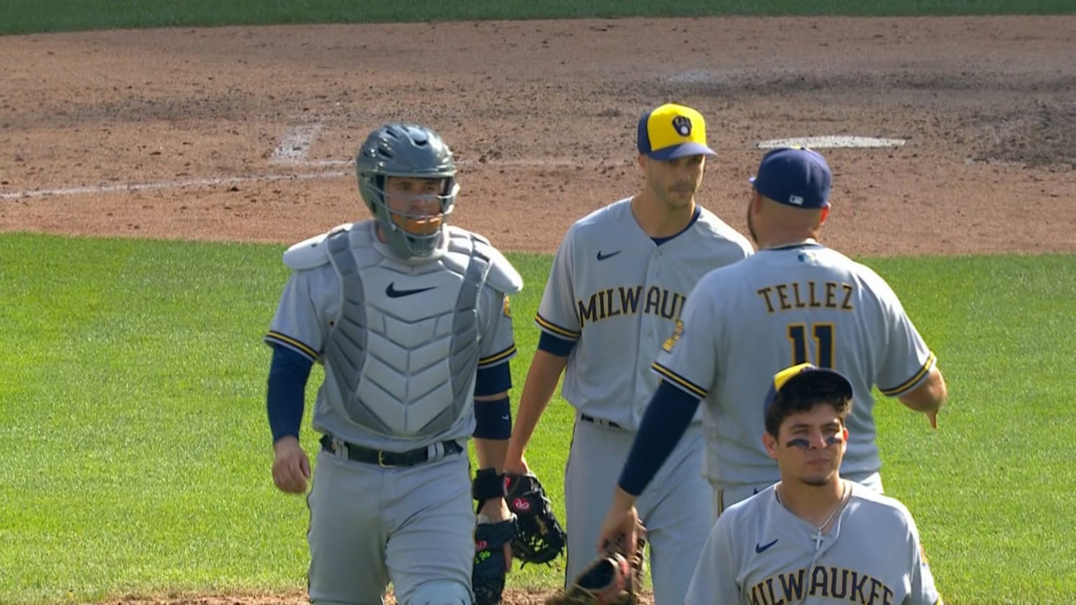 Taylor Rogers grabs his 29th save of the season | 08/21/2022 | Chicago Cubs
