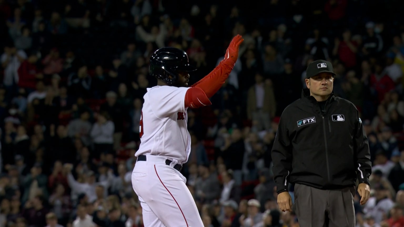 Jackie Bradley Jr. rips an RBI double off the wall | 05/19/2022 ...