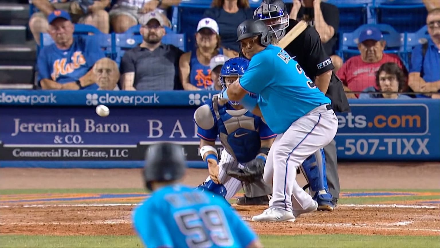 Willians Astudillo's two-run double, scoring two | 03/24/2022 | Miami ...