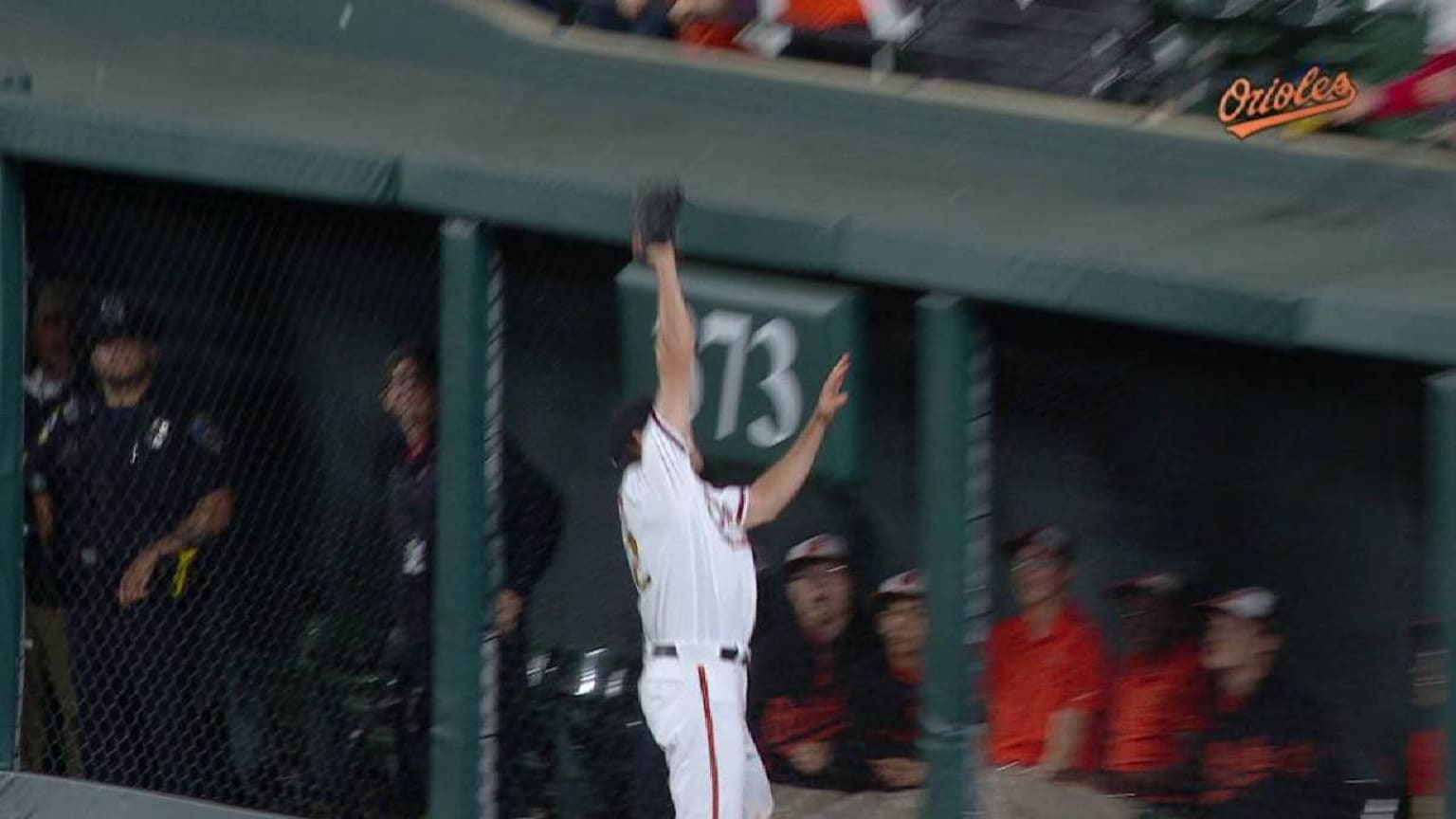 TOR@BAL: Brach induces a flyout to secure the win | 05/20/2017 | MLB.com