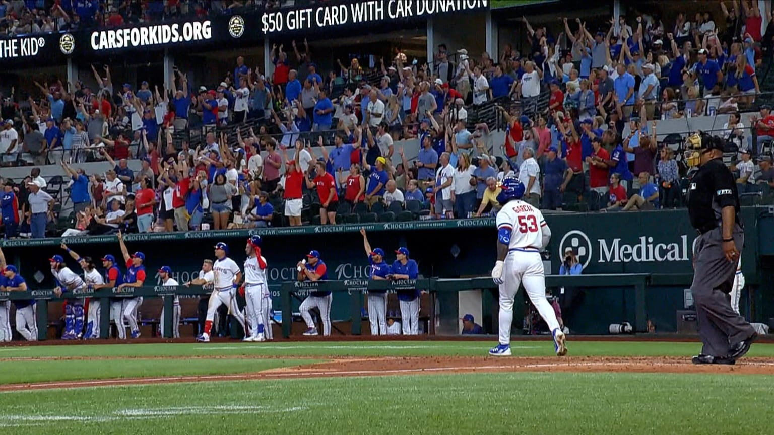 Adolis García smacks a walk-off home run in the 9th | 06/25/2022 ...
