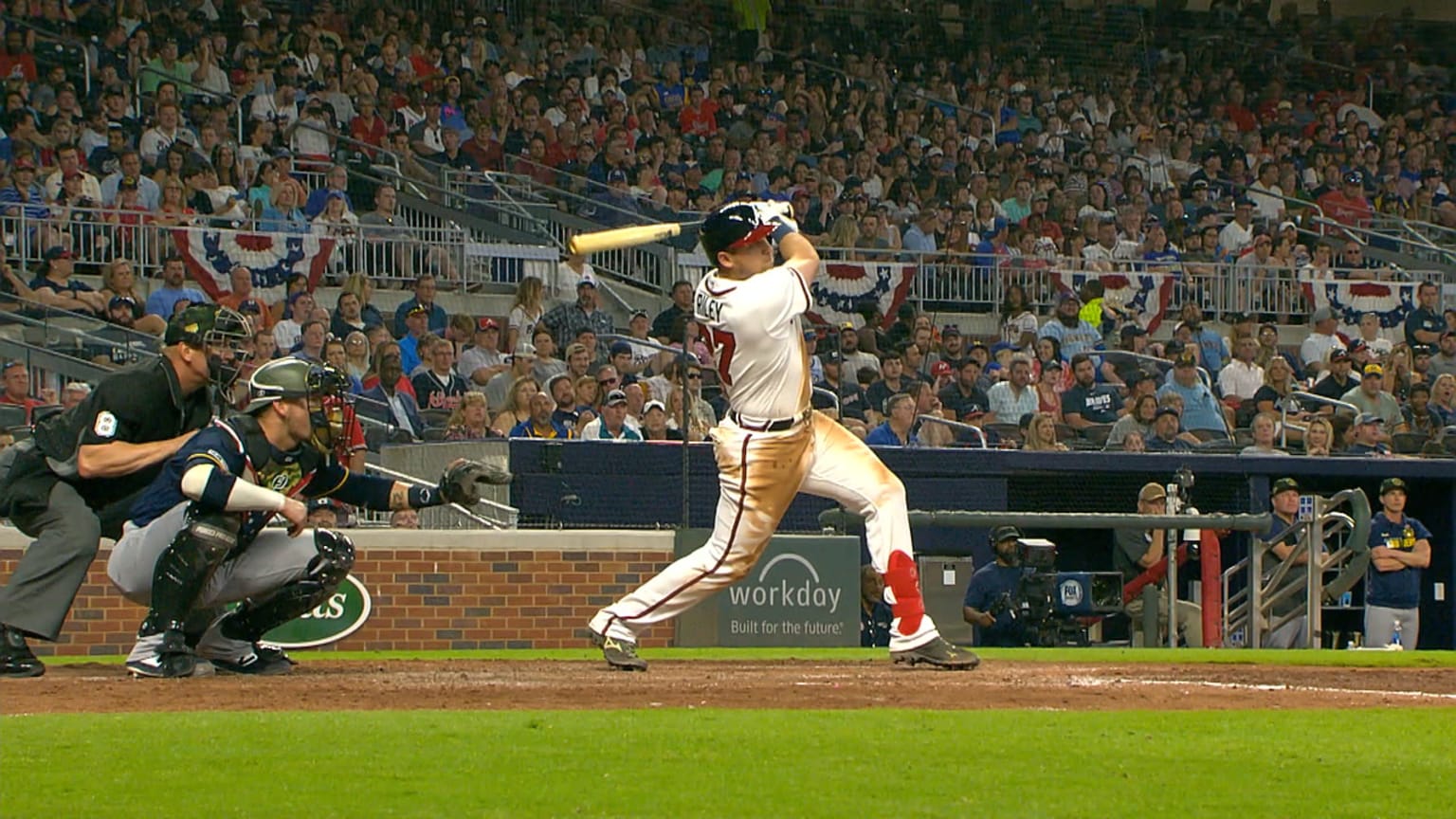 MIL@ATL: Riley smokes a 2-run home run to right field | 05/18/2019 ...