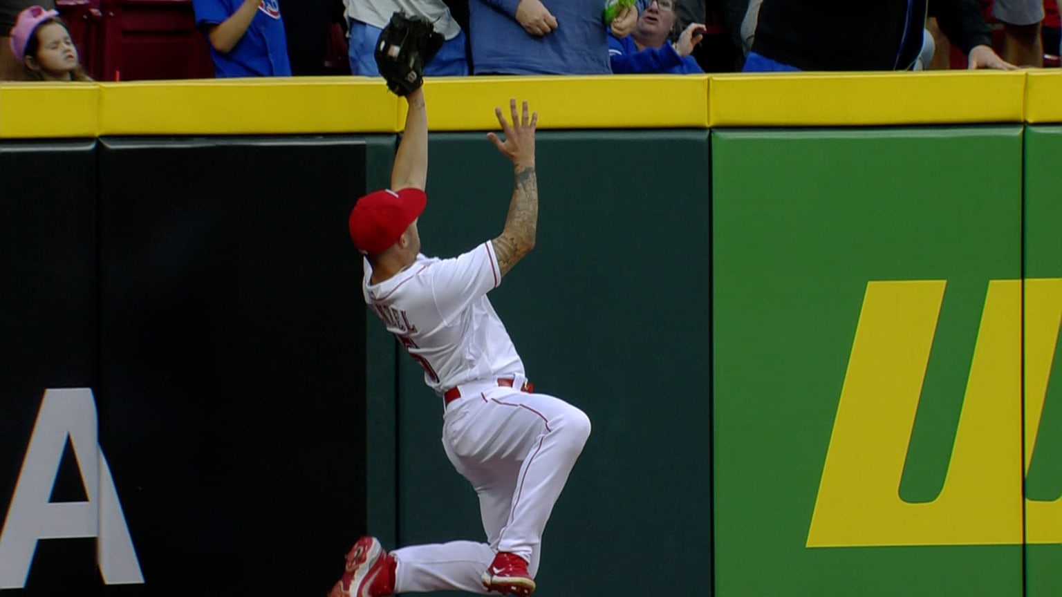Nick Senzel's catch at the wall | 05/23/2022 | Cincinnati Reds