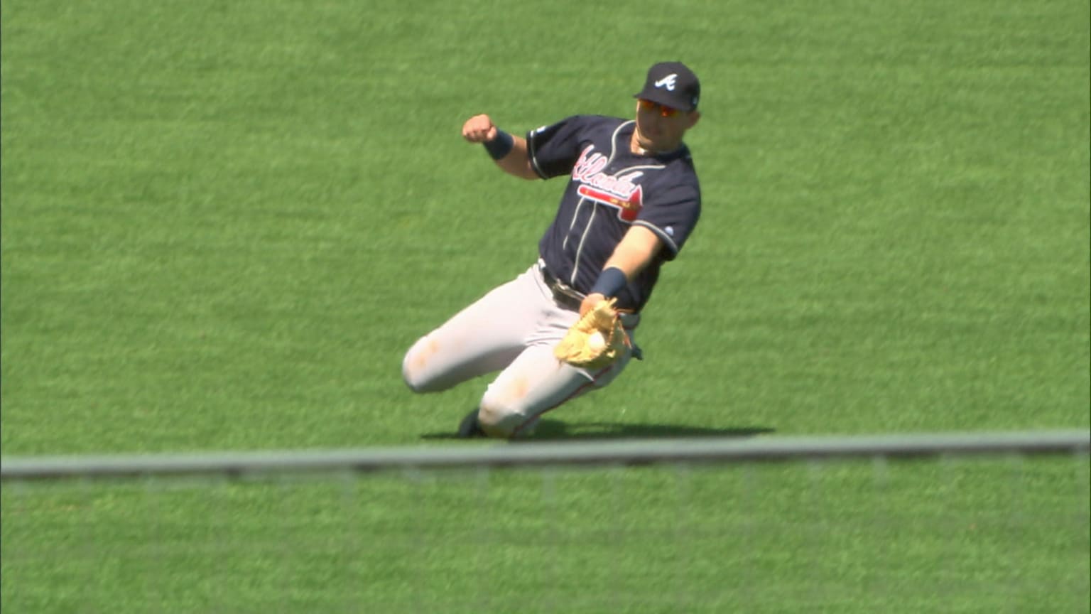 ATL@SF: Riley makes sliding catch in shallow left | 05/23/2019 ...
