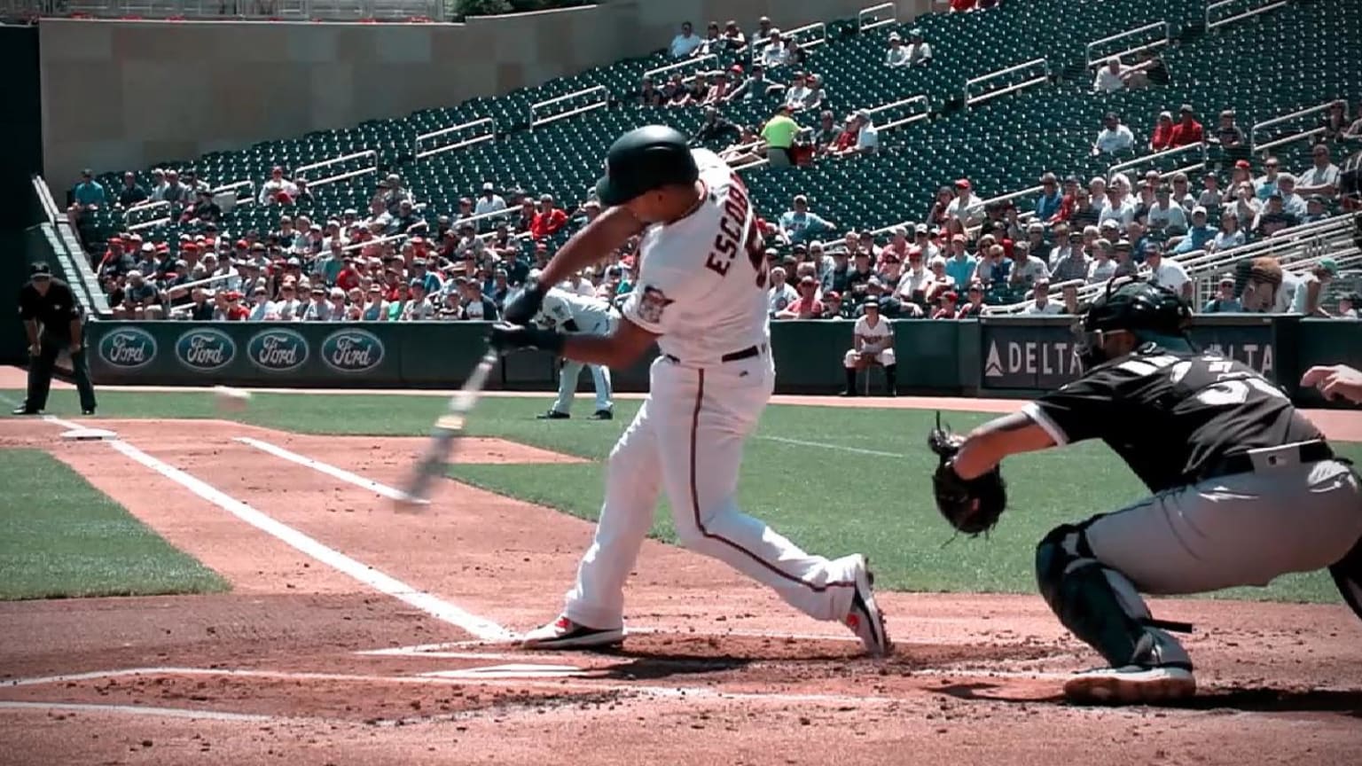 Eduardo Escobar is named the AL Player of the Week | 06/11/2018 | MLB.com