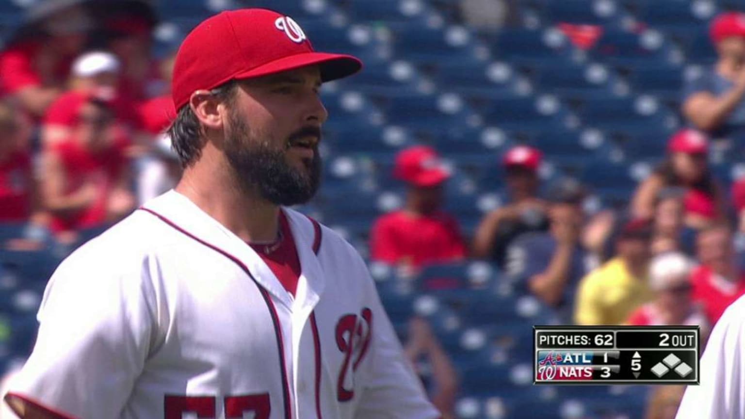 ATL@WSH: Roark makes barehanded play to rob d'Arnaud | 08/14/2016 ...