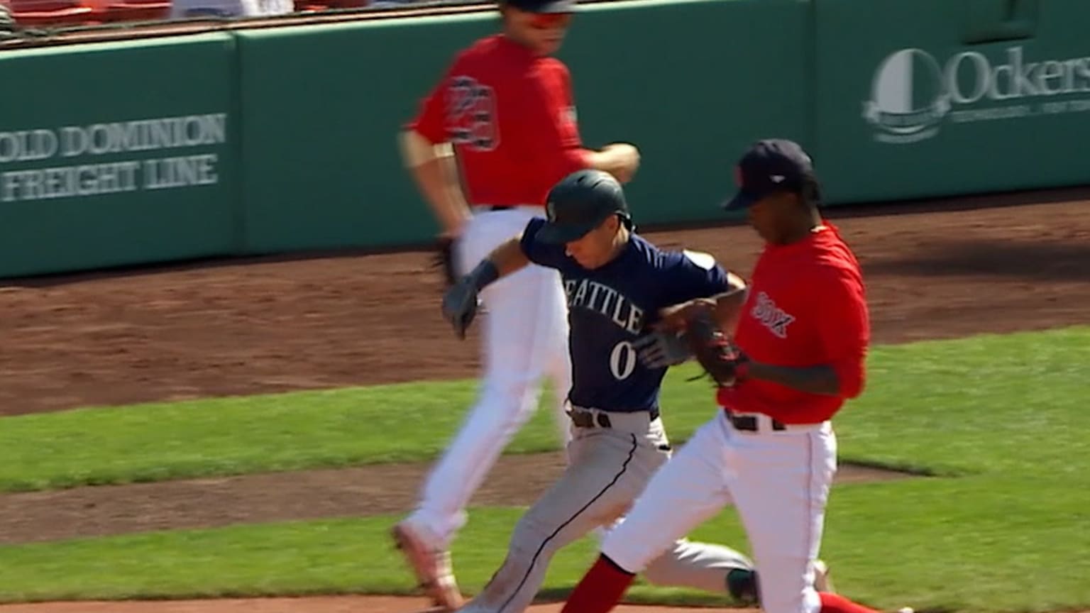 Sam Haggerty hustles for an infield RBI single | 04/24/2021 | Seattle ...