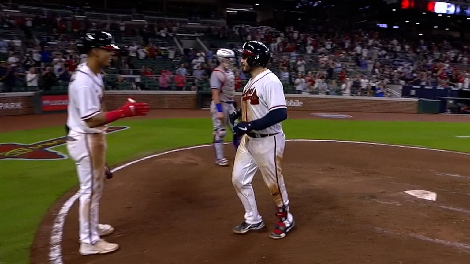 The Braves score eight runs in the 6th inning | 08/15/2022 | Atlanta Braves