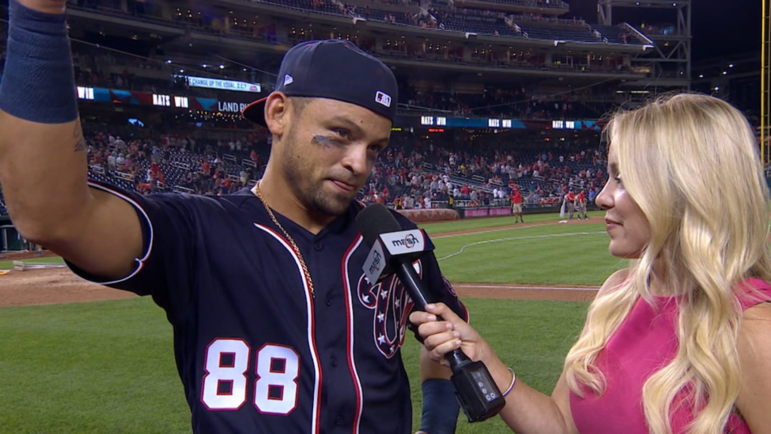 CLE@WSH: Parra thanks fans after his 4-RBI game | 09/27/2019 ...