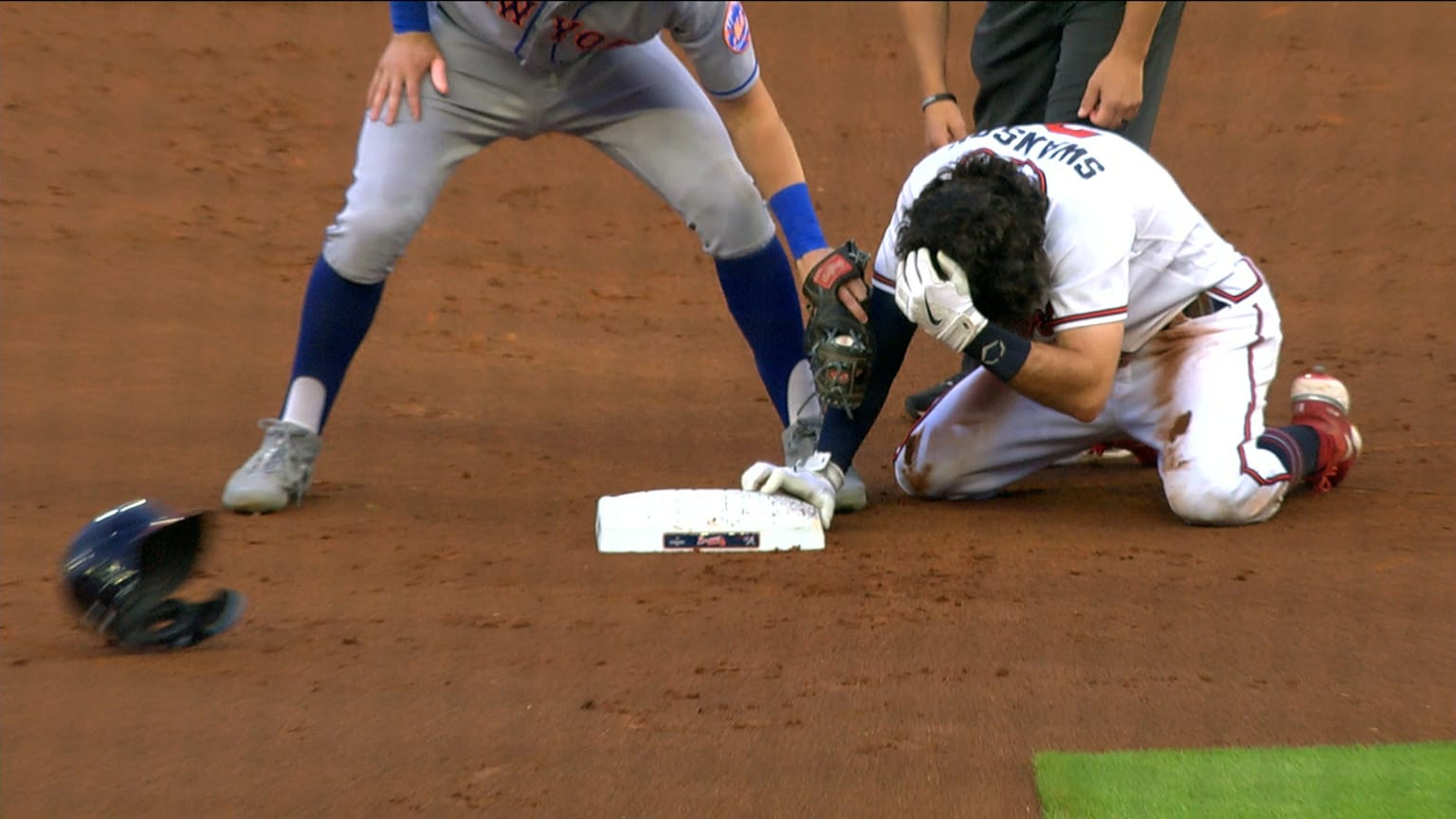 Swanson cut by his own helmet after sliding into 2nd | 08/15/2022 ...