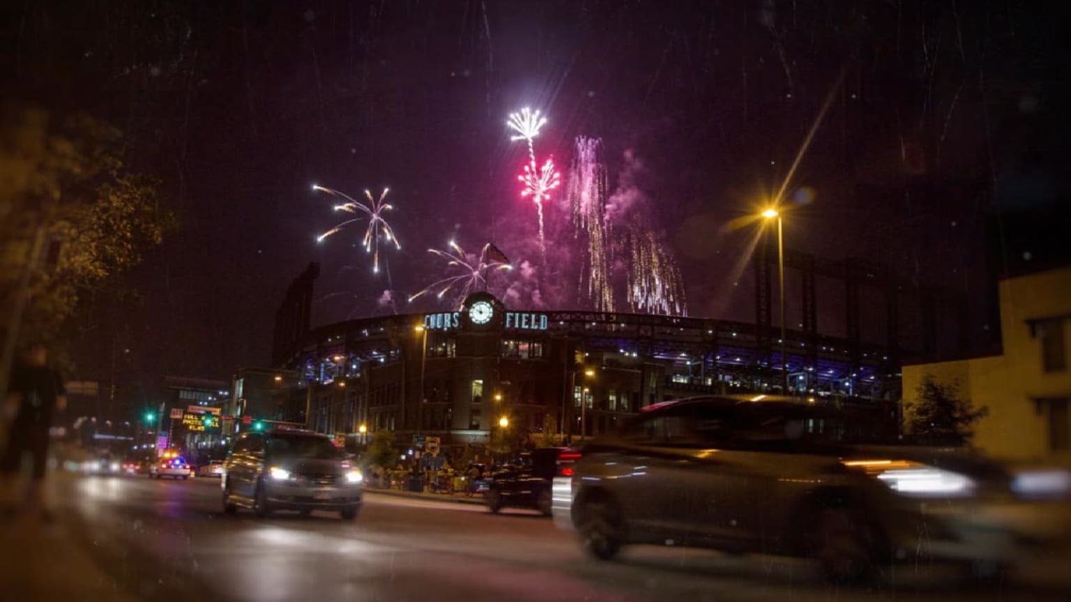 Fan Appreciation Fireworks 2017 | 09/30/2017 | MLB.com