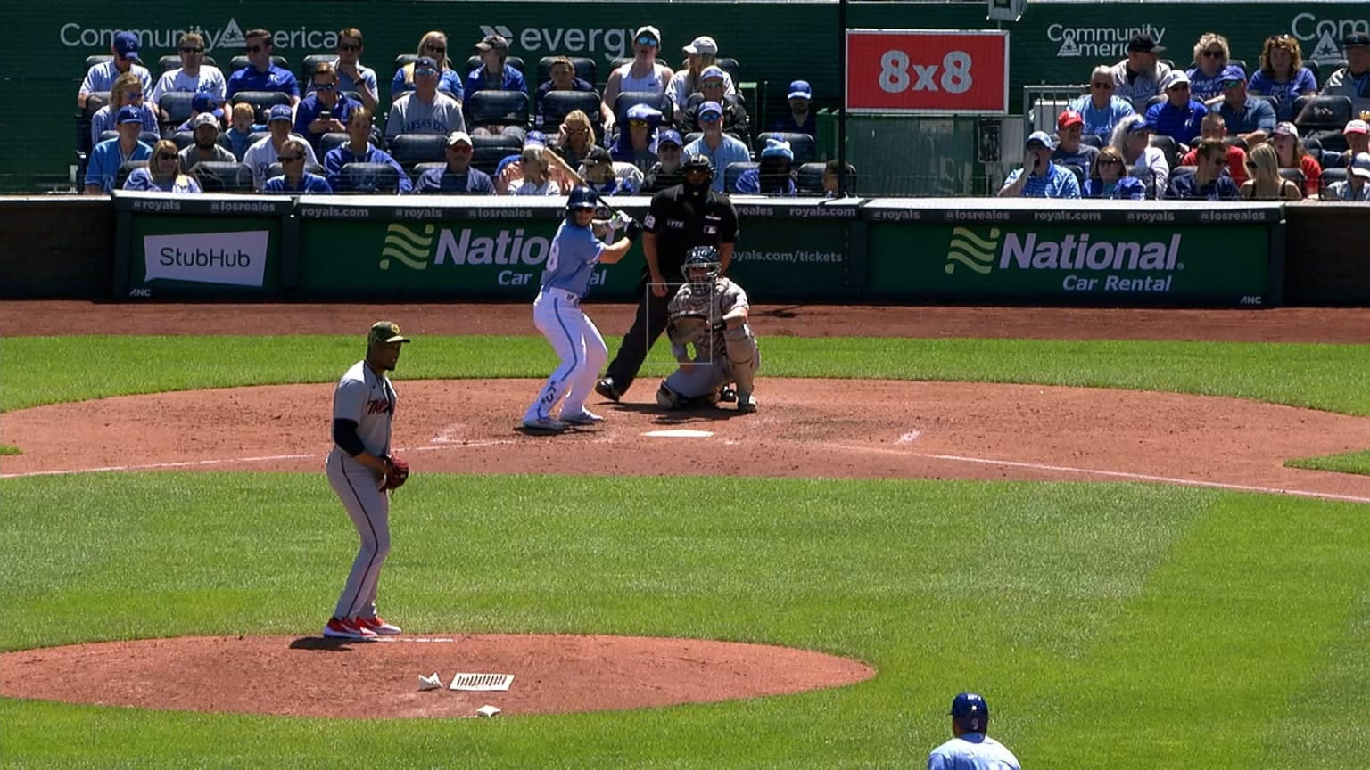 Kyle Isbel's RBI single | 05/22/2022 | MLB.com