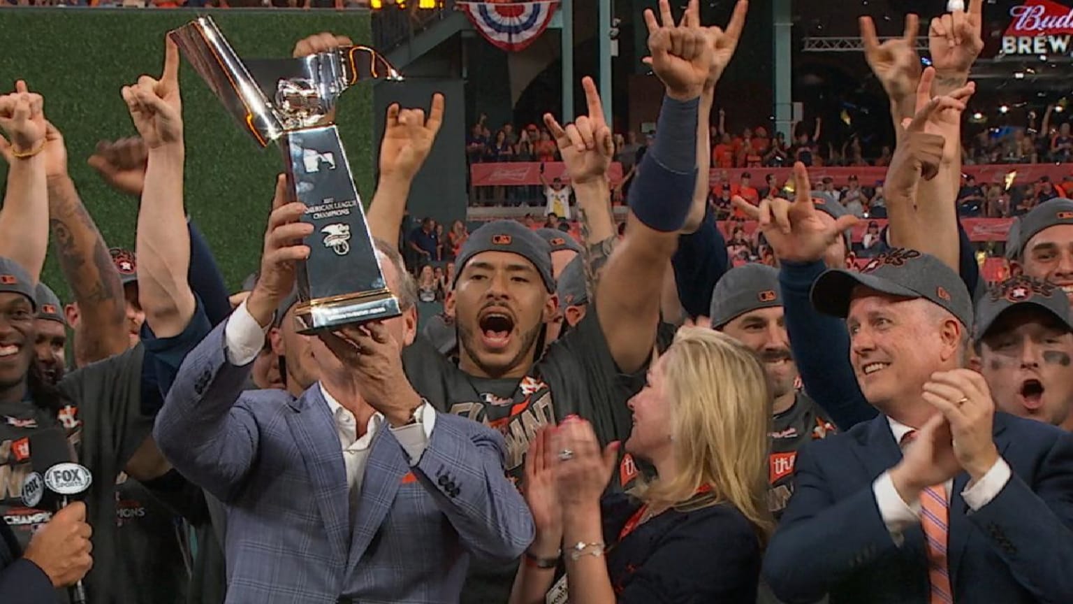 ALCS Gm7: Astros bestowed with AL Championship trophy | 10/21/2017 ...