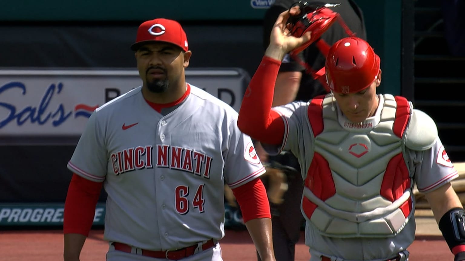 Tony Santillan earns 2nd save, Reds sweep Guardians | 05/19/2022 ...