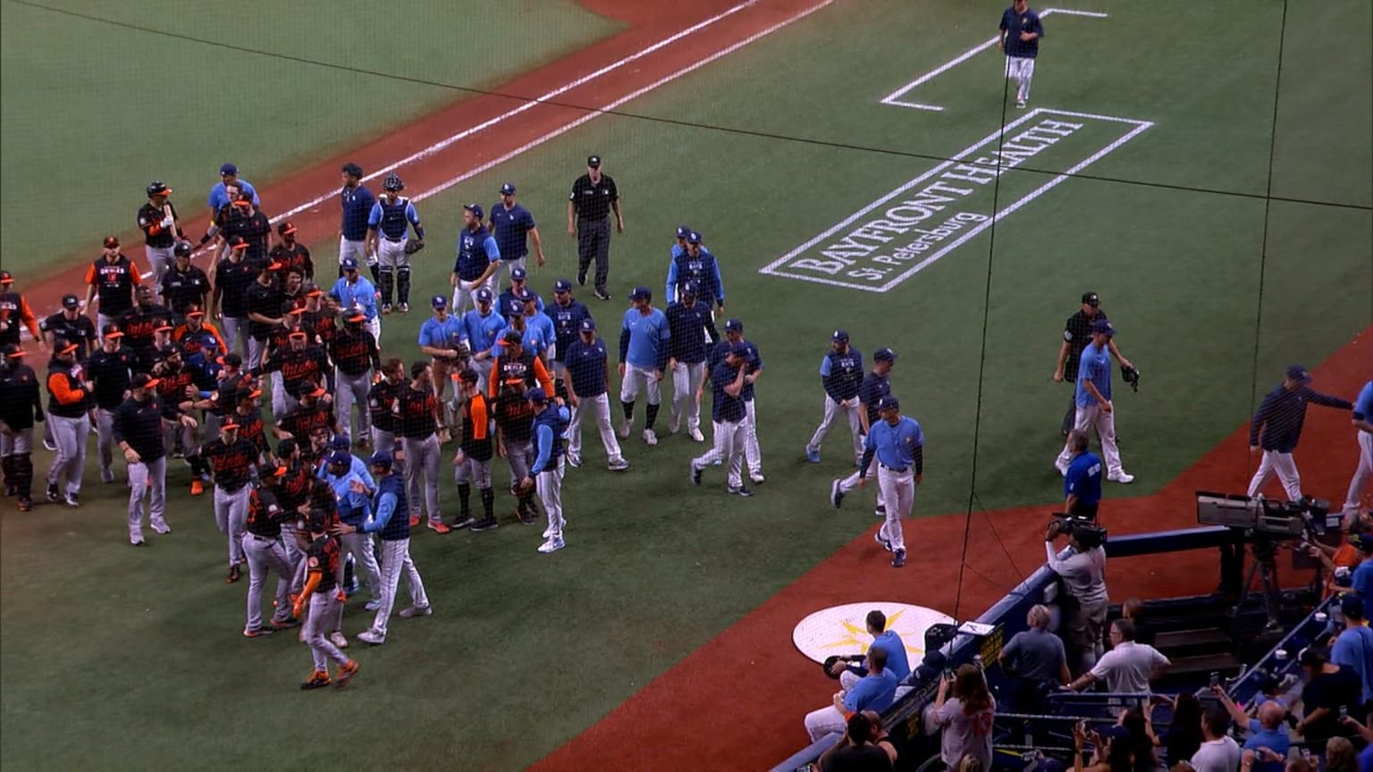 Rays and O's benches clear in the 8th inning | 08/13/2022 | Baltimore ...
