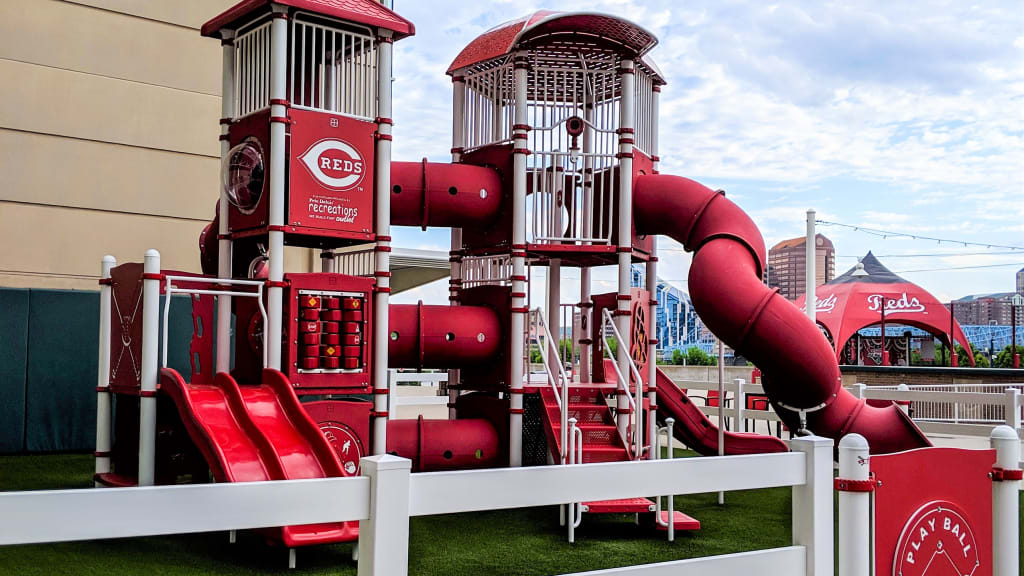 First Star Fan Zone & Field | Cincinnati Reds
