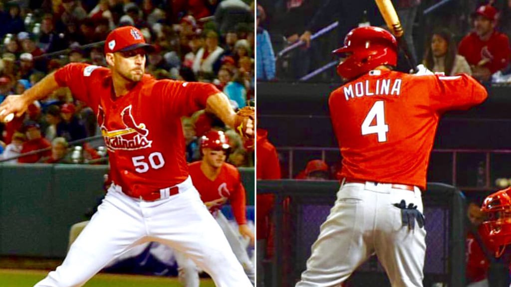 Yadier Molina Throwing Mechanics