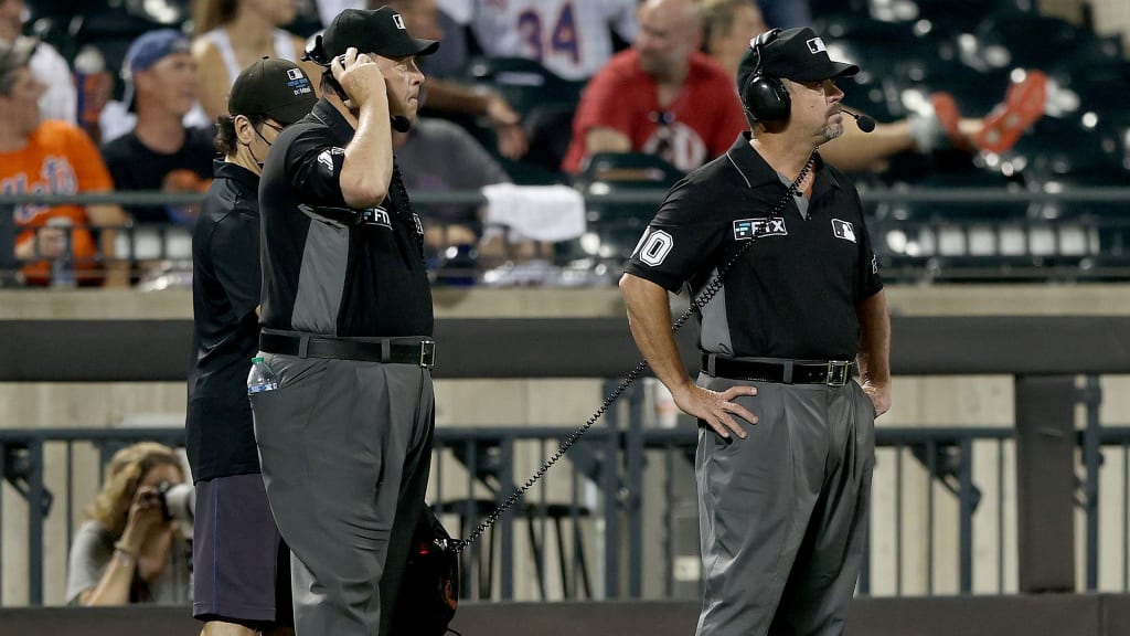 Major League Baseball Umpire Signals