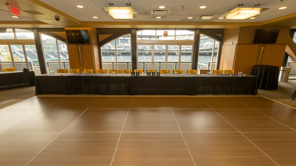 Left Field Lounge | Pittsburgh Pirates