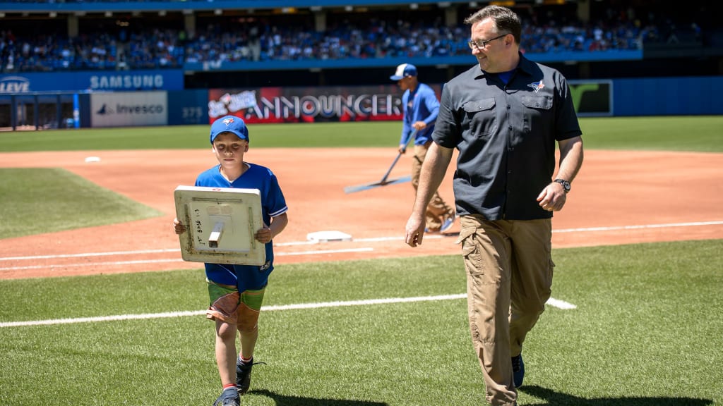 Jr. Jays Sundays | Theme Days | Tickets | Toronto Blue Jays