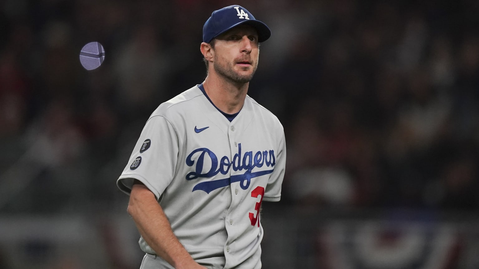 Scherzer se queda mirando caída de Dodgers