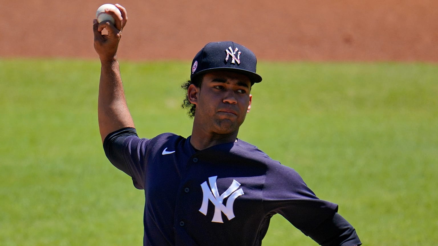 Deivi subido para abrir hoy por Yankees