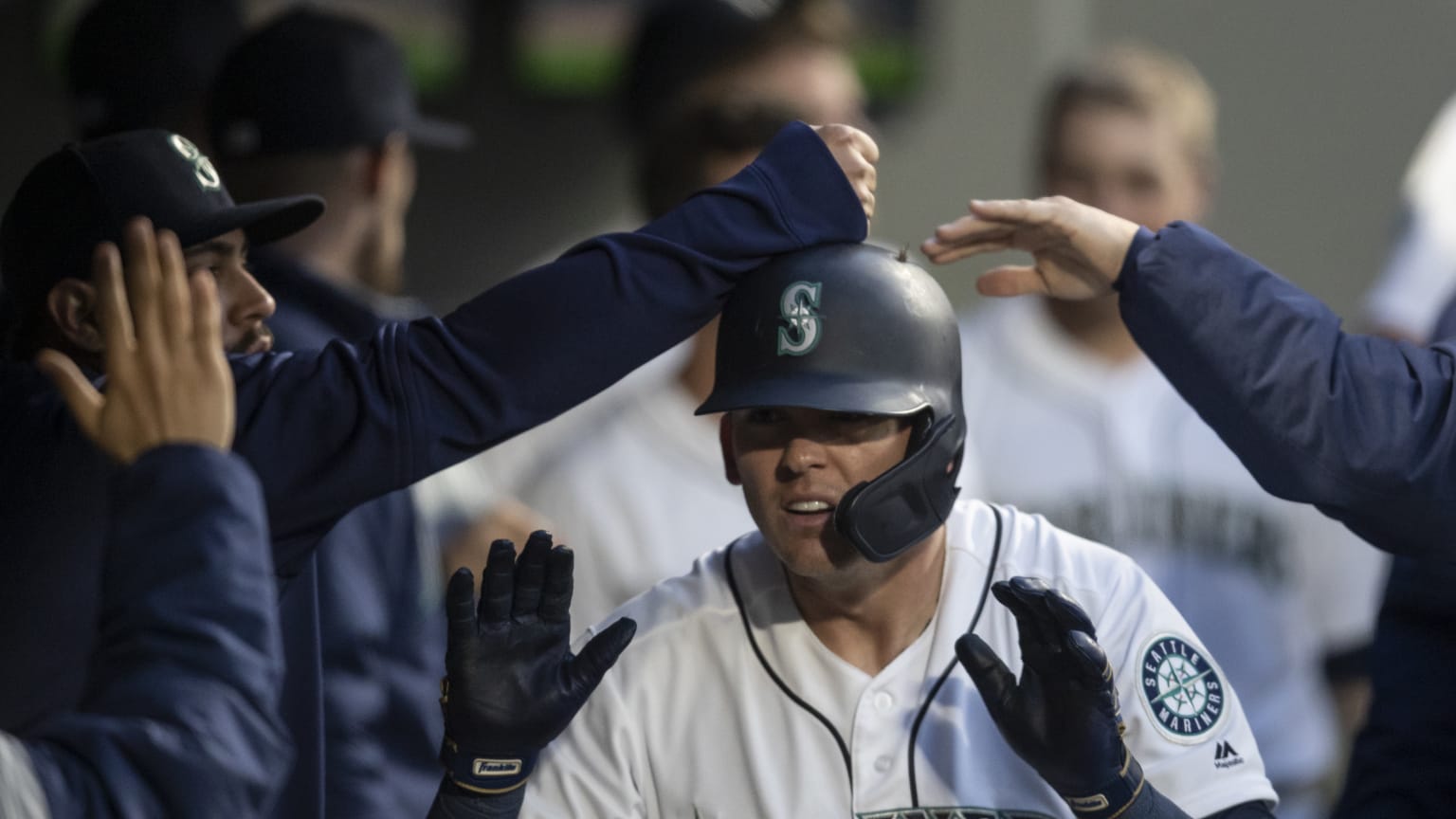 Ryon Healy undergoes hip surgery