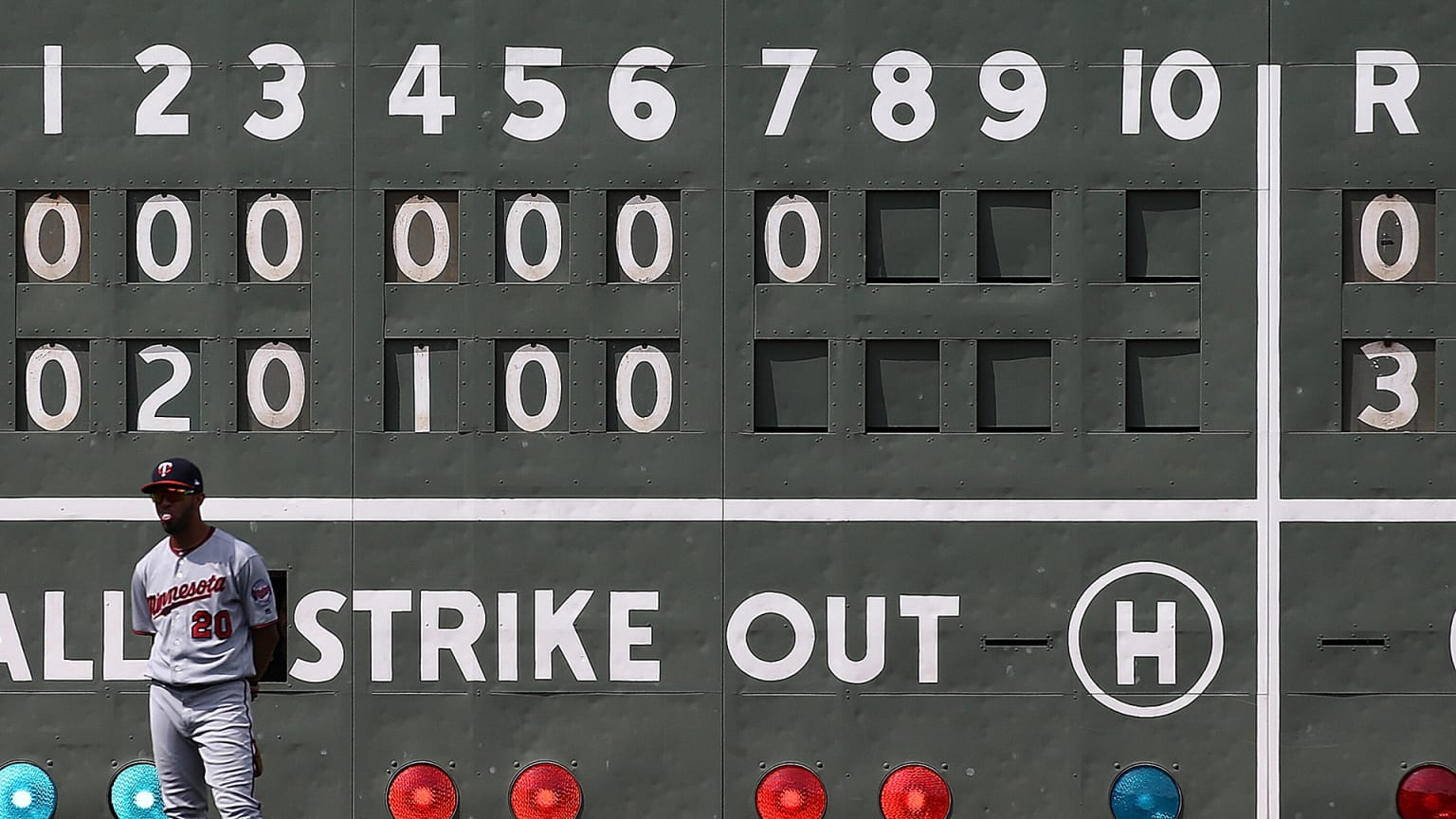Seven-inning doubleheaders no-hitter rules