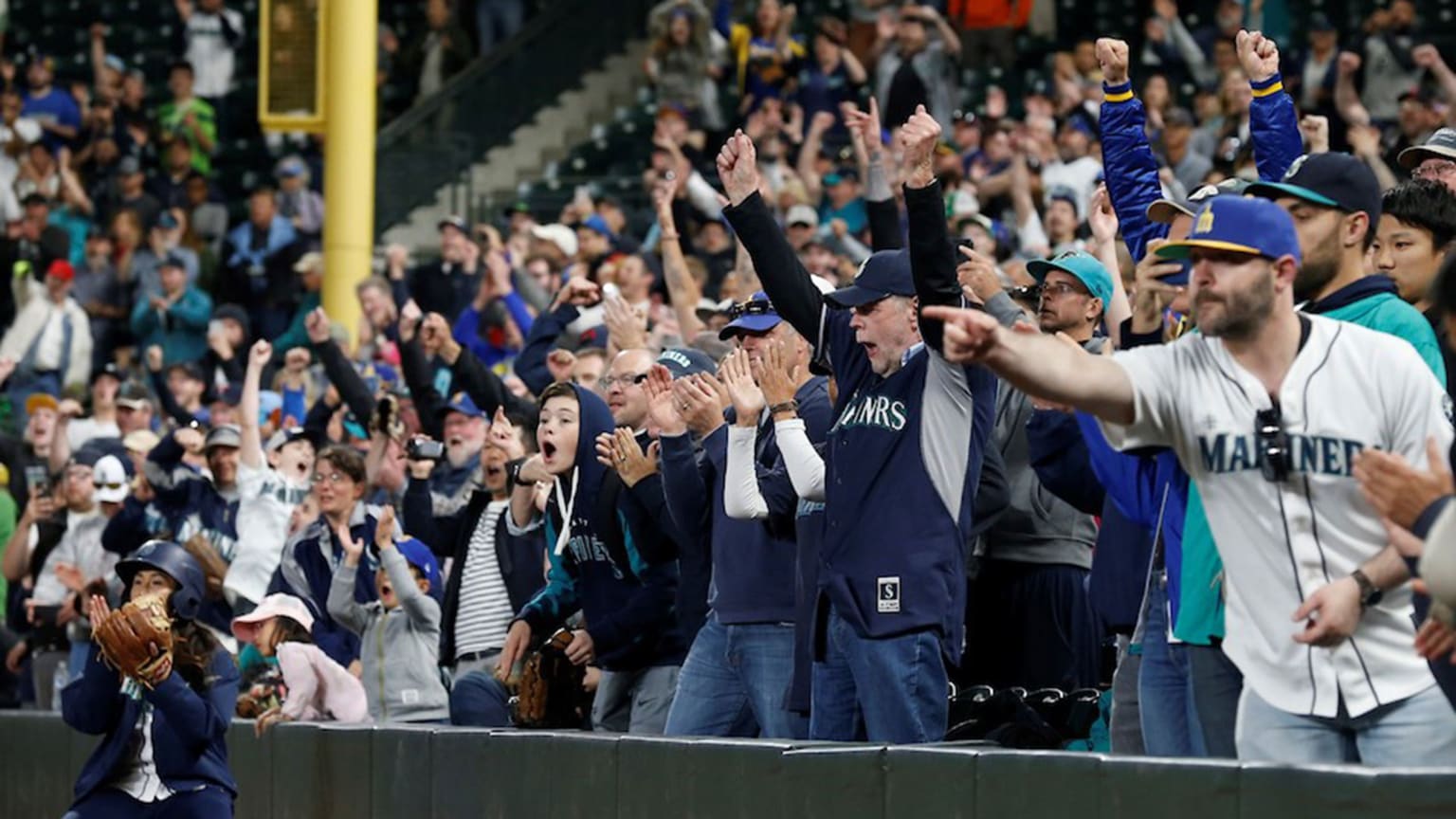 Mariners | Premium | Premier Seats | Seattle Mariners