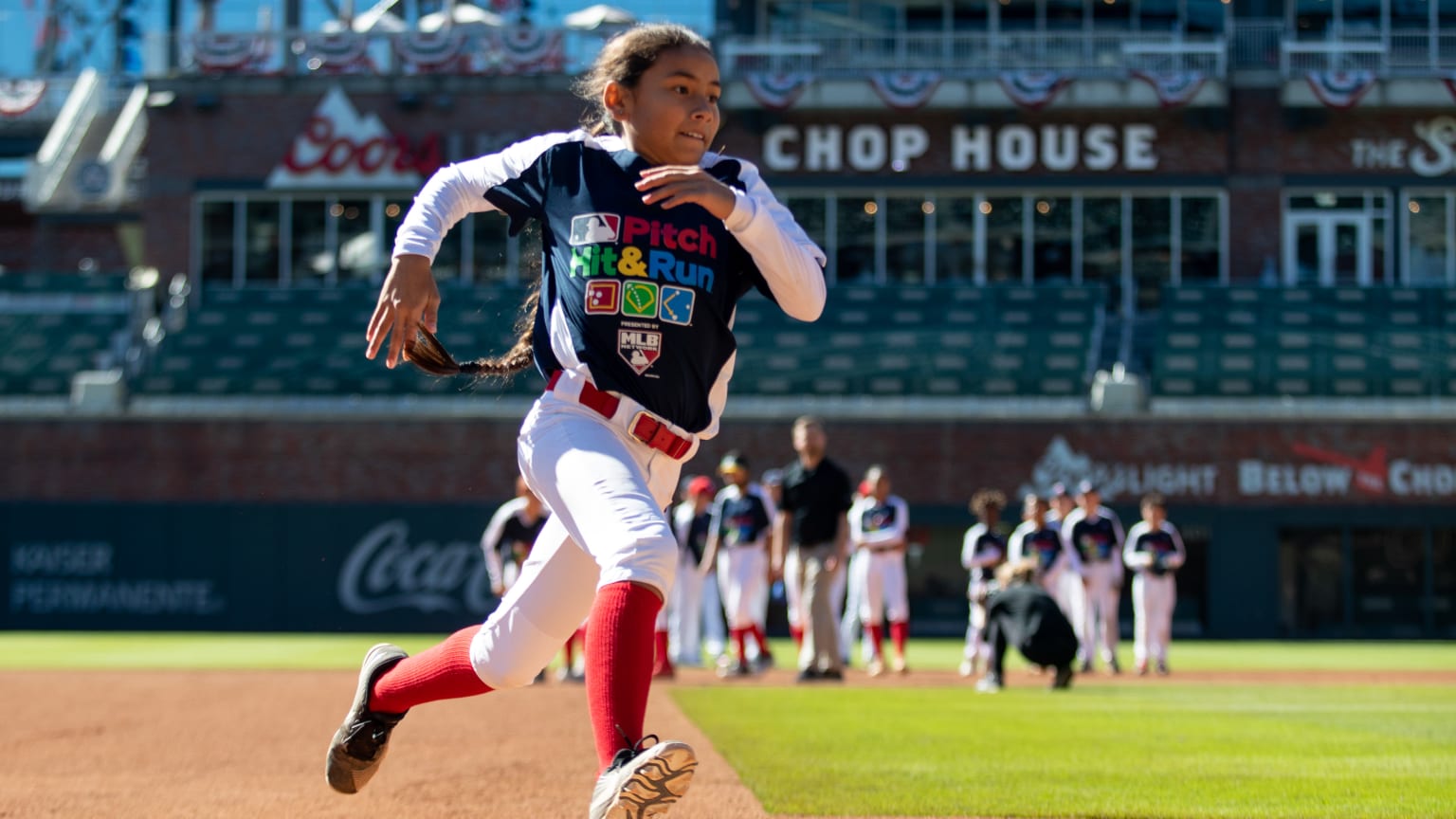 MLB | Pitch Hit & Run | Media | Photos | MLB.com