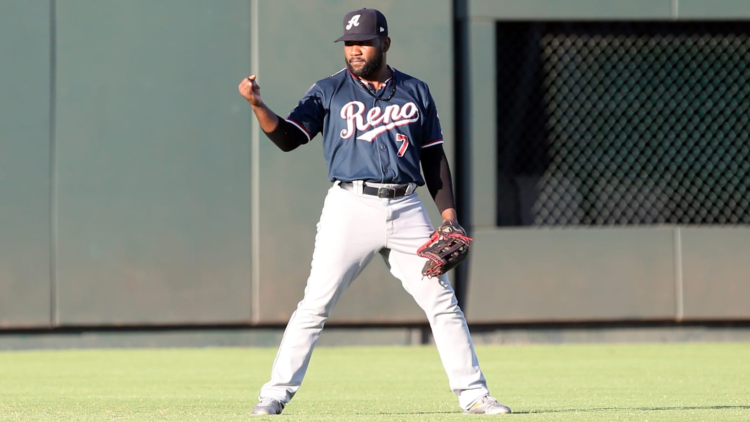 D-backs promote six as roster expands