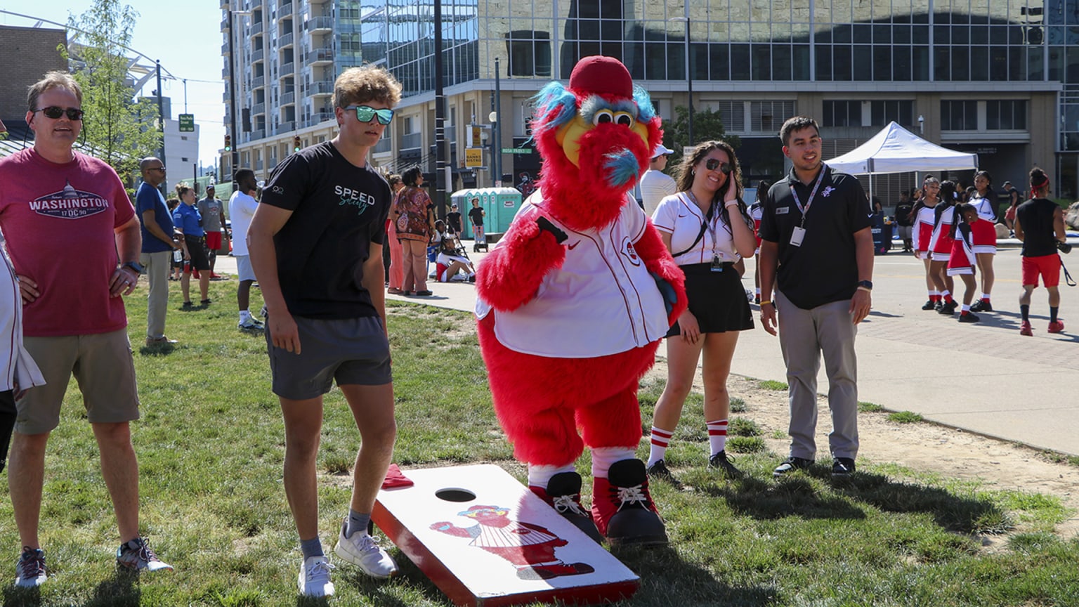 Reds host second Juneteenth block party at Great American Ball Park