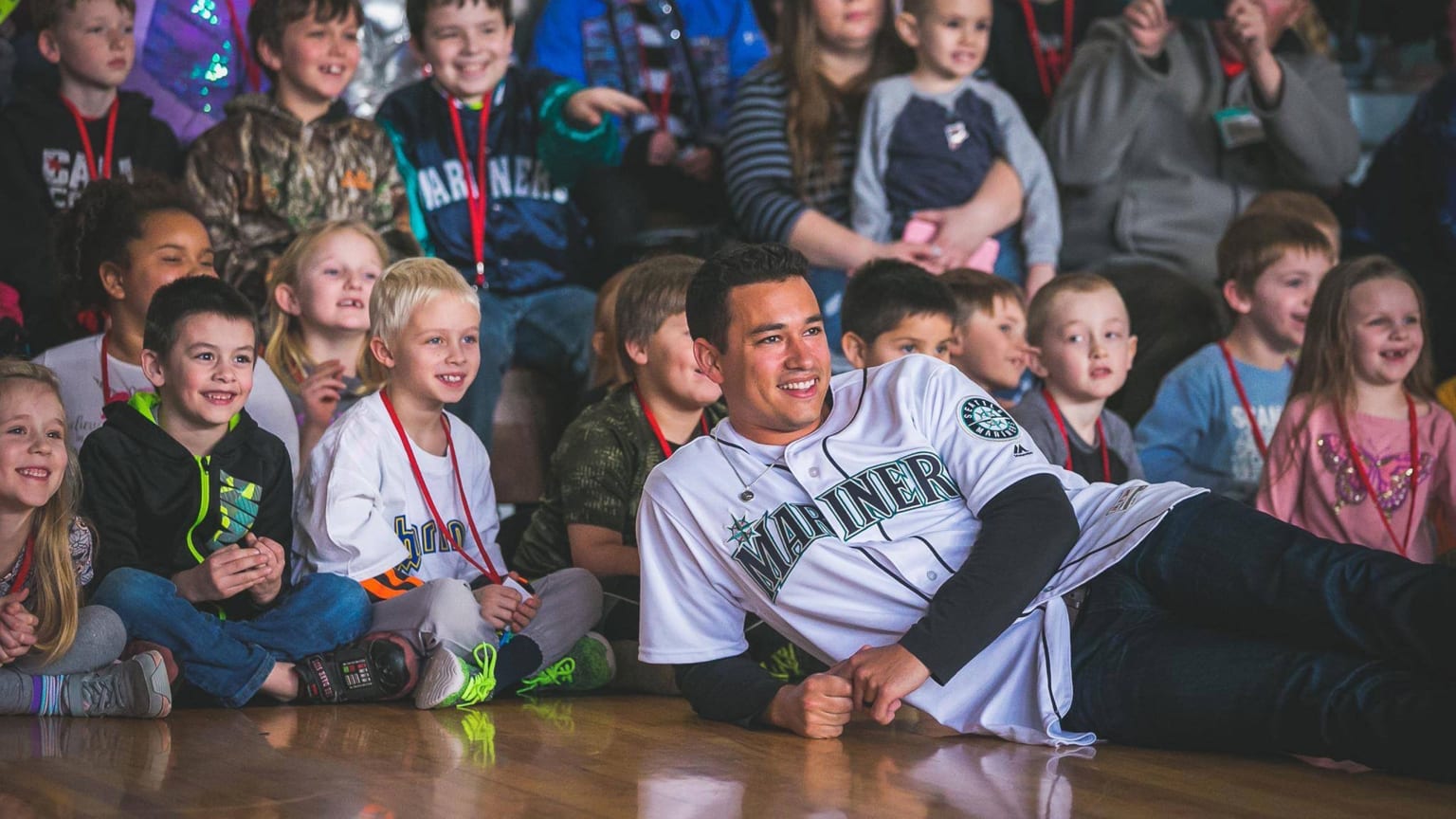 Community Programs - Community Outreach & Donations | Seattle Mariners