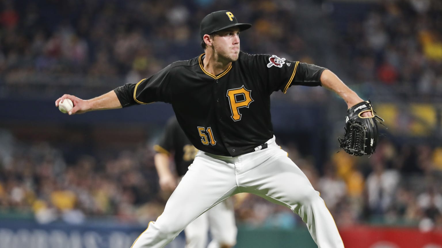 Alex McRae called up by Pirates for bullpen