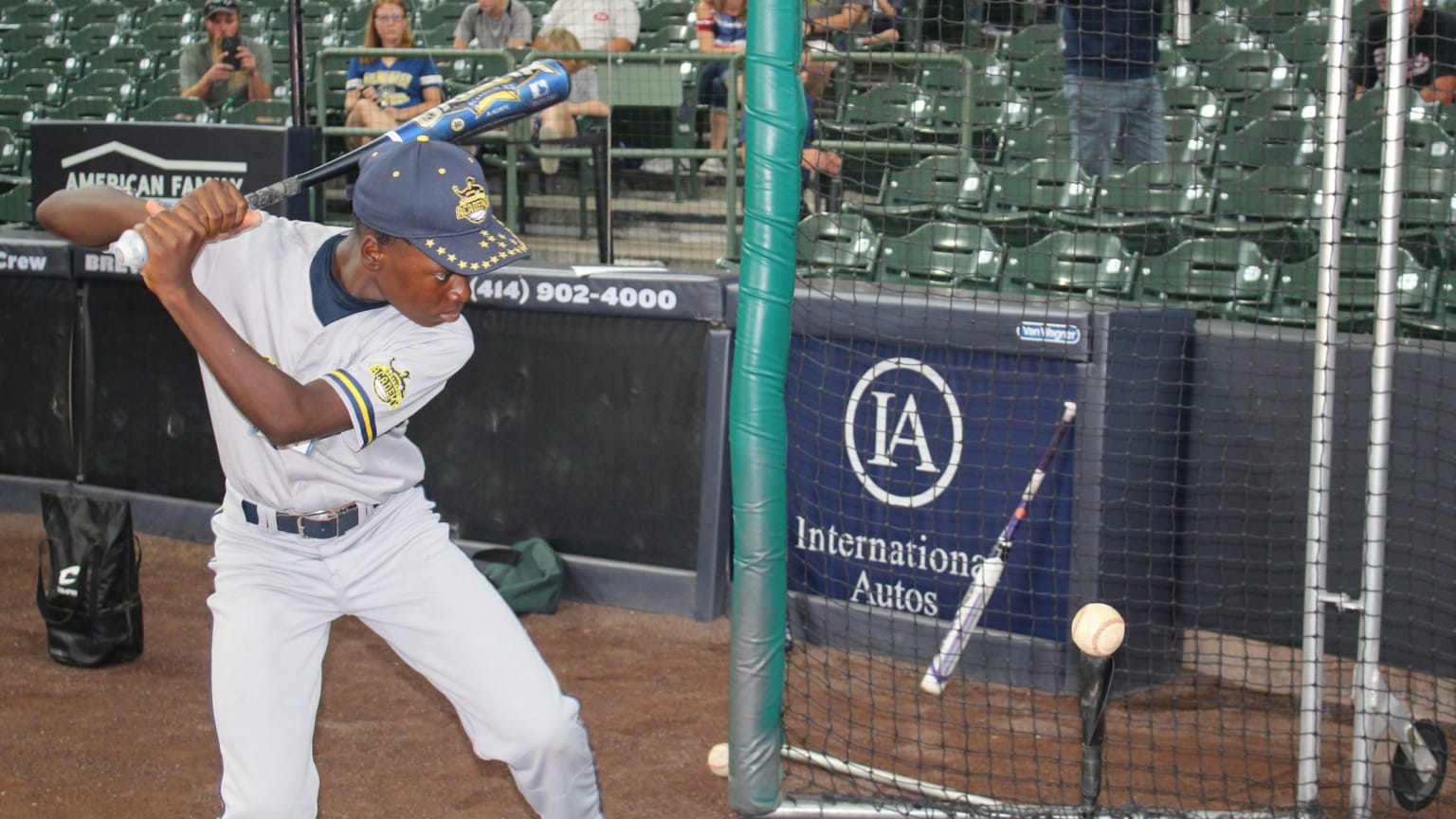 Brewers Baseball Academy Camps | Milwaukee Brewers