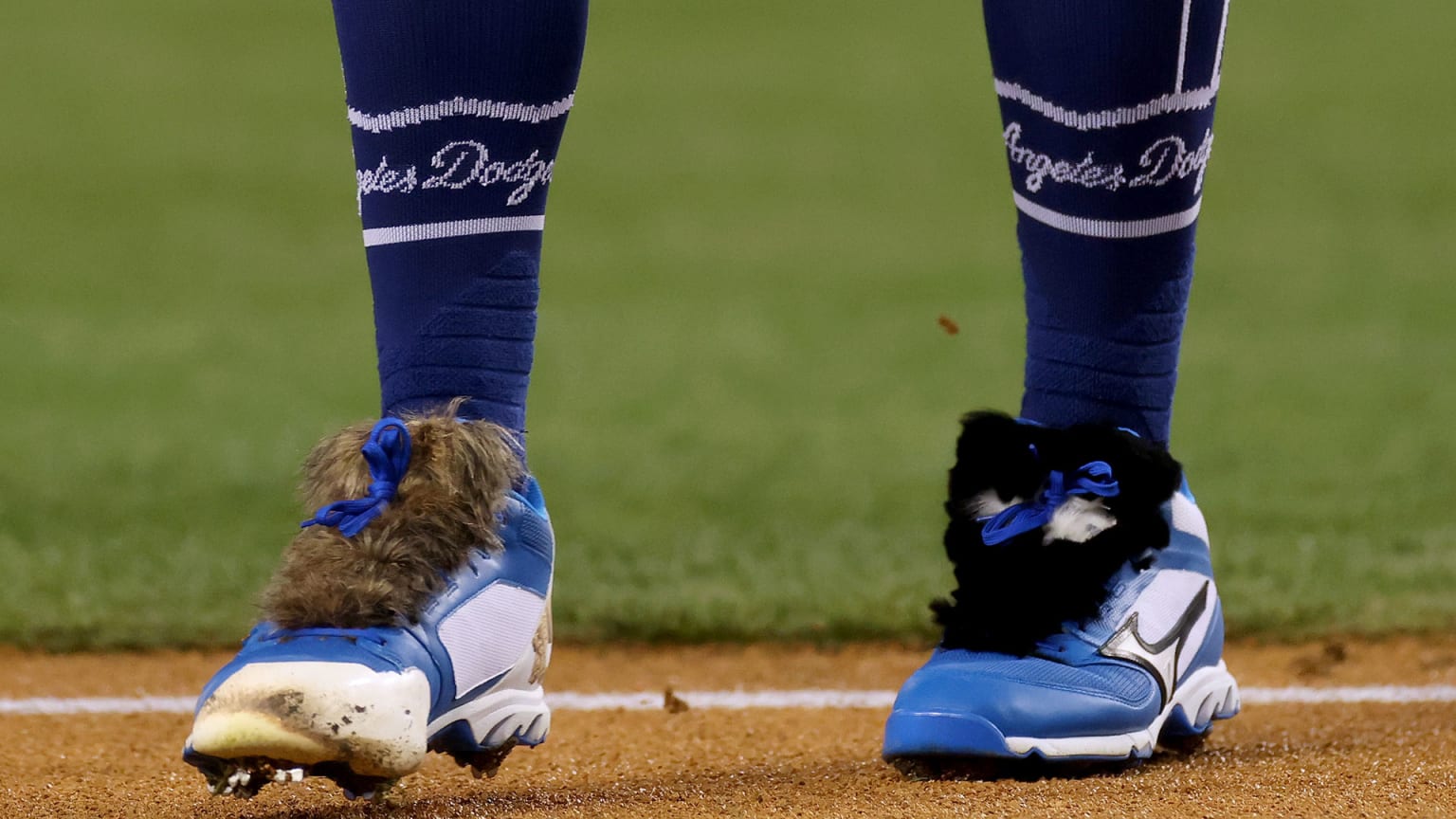 Dodgers have fun with Gavin Lux tape outline, Tony Gonsolin's cat fur ...
