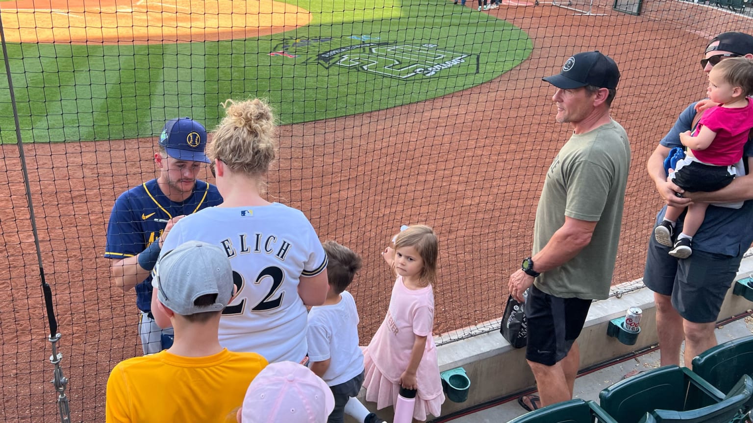 Brewers prospect Brice Turang has one athletic family