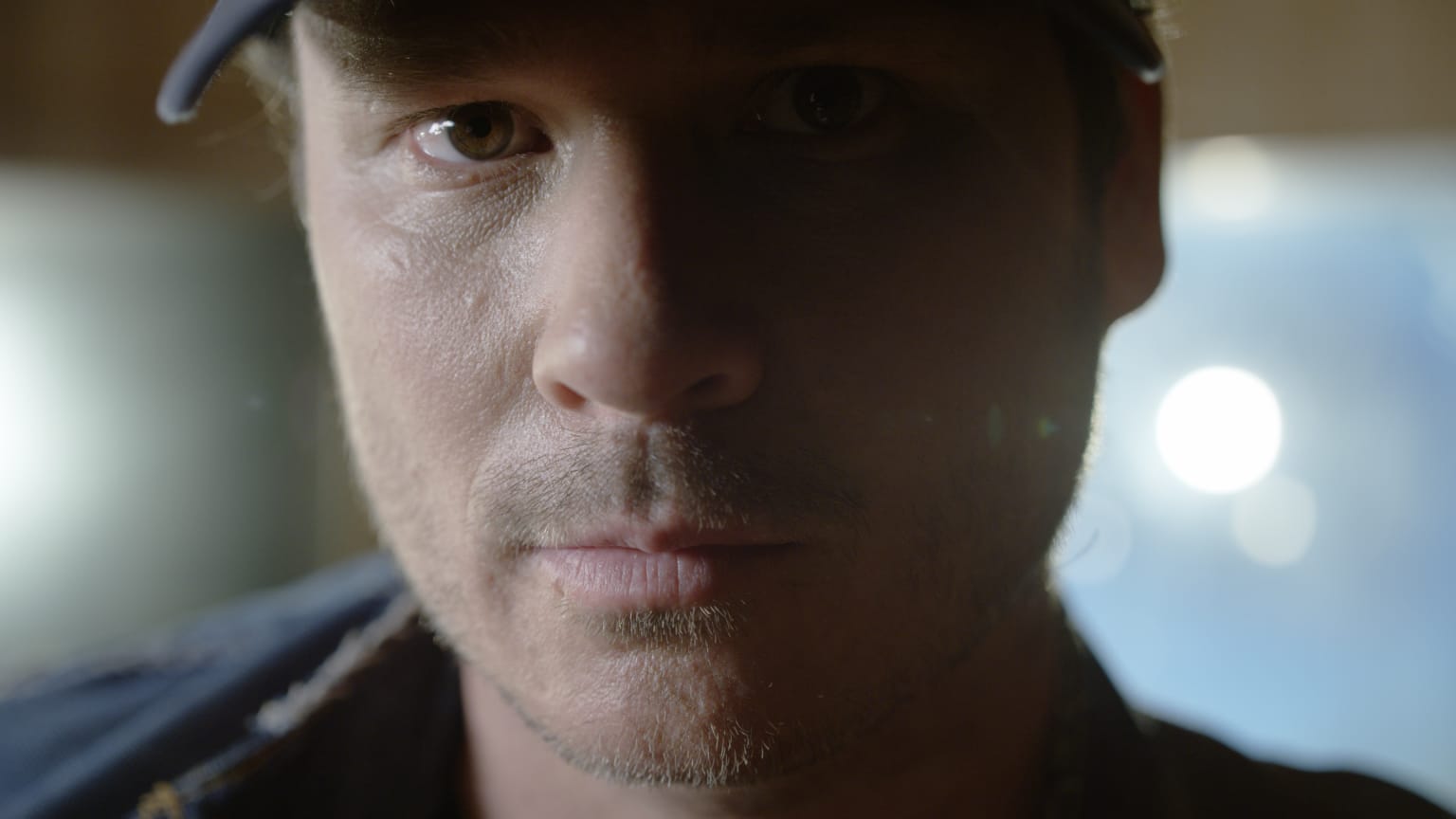 Tom DeLonge interview on the Padres, movies, and baseball UFOs