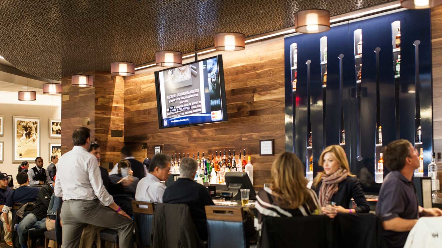 Ford Field MVP Club | New York Yankees