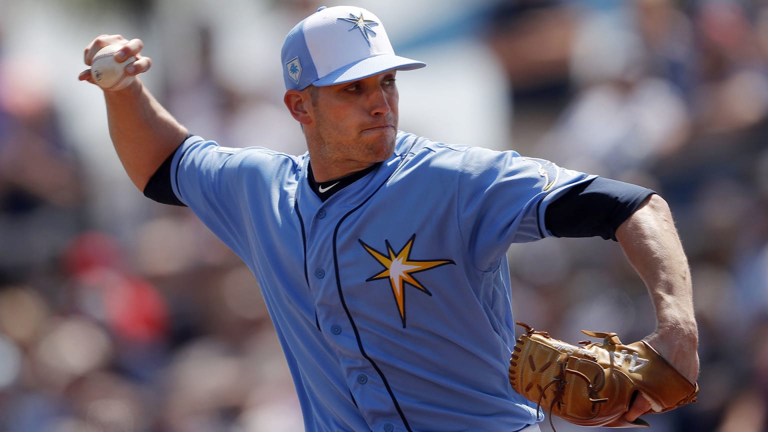 Sadler a L.A.; Hill a la lista de lesionados de 60 días