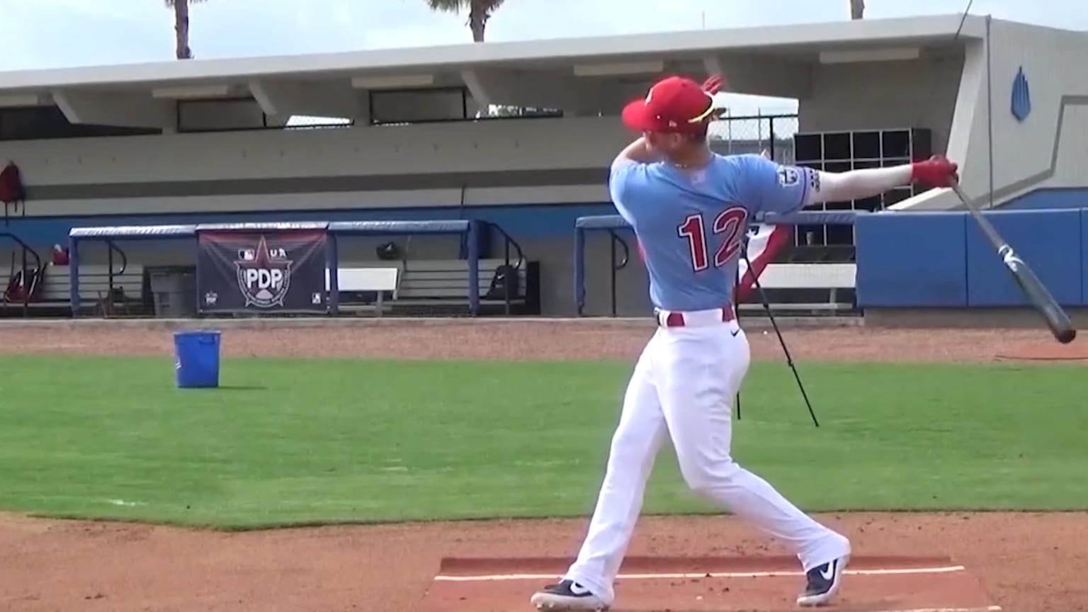 Rojos eligen a Austin Hendrick en la primera ronda