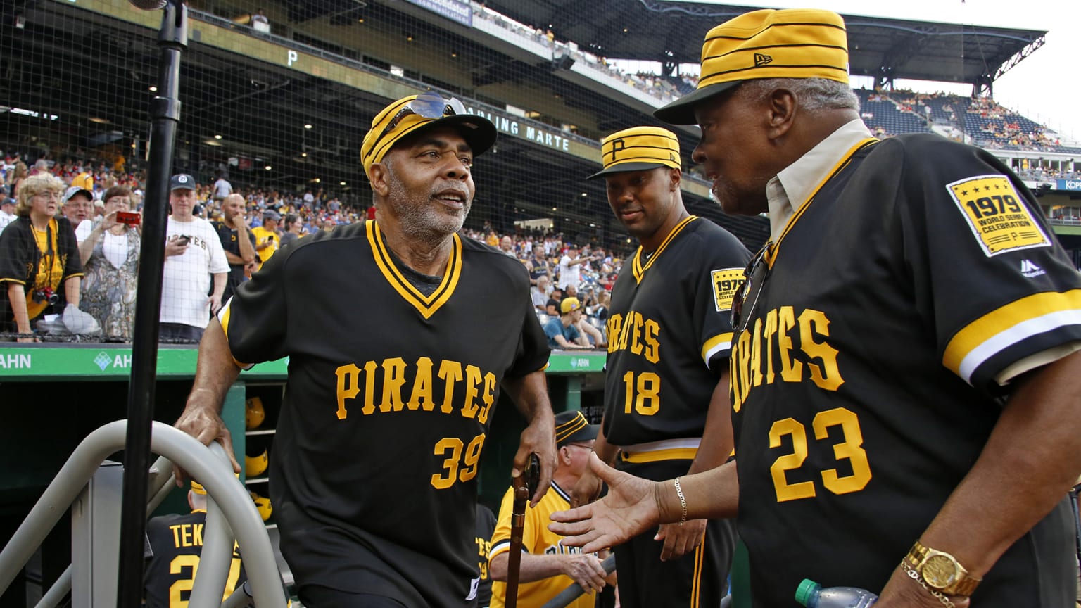 Pirates celebrate 1979 World Championship team