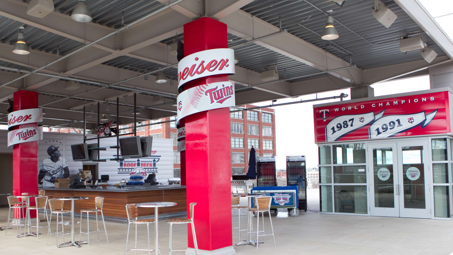 Budweiser Roof Deck | Target Field Events | Minnesota Twins