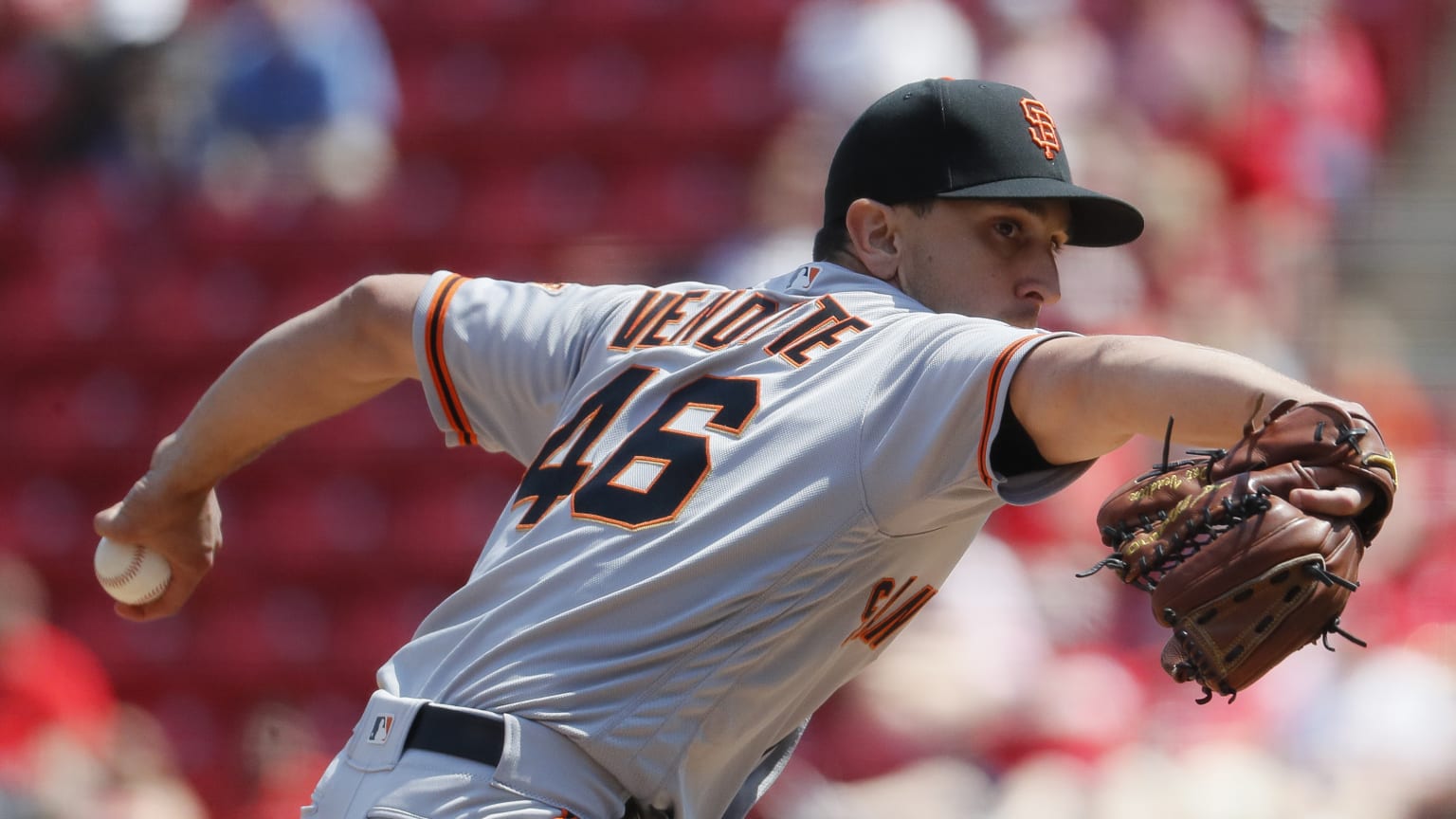 Pat Venditte, Marlins agree to Minor League deal