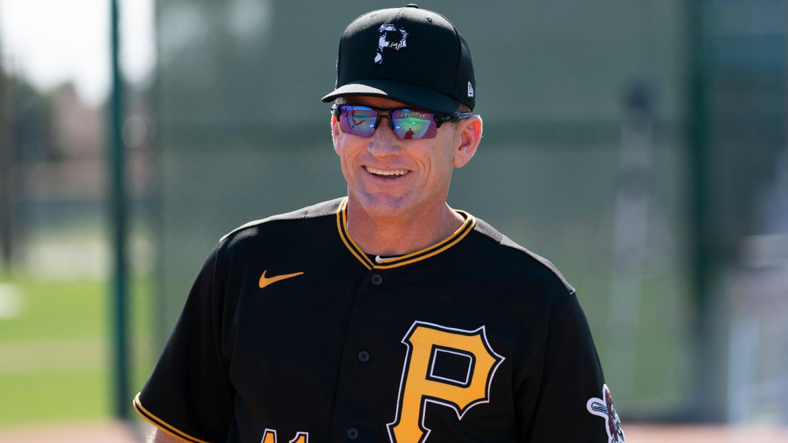 Piratas despiden al coach de bateo Rick Eckstein