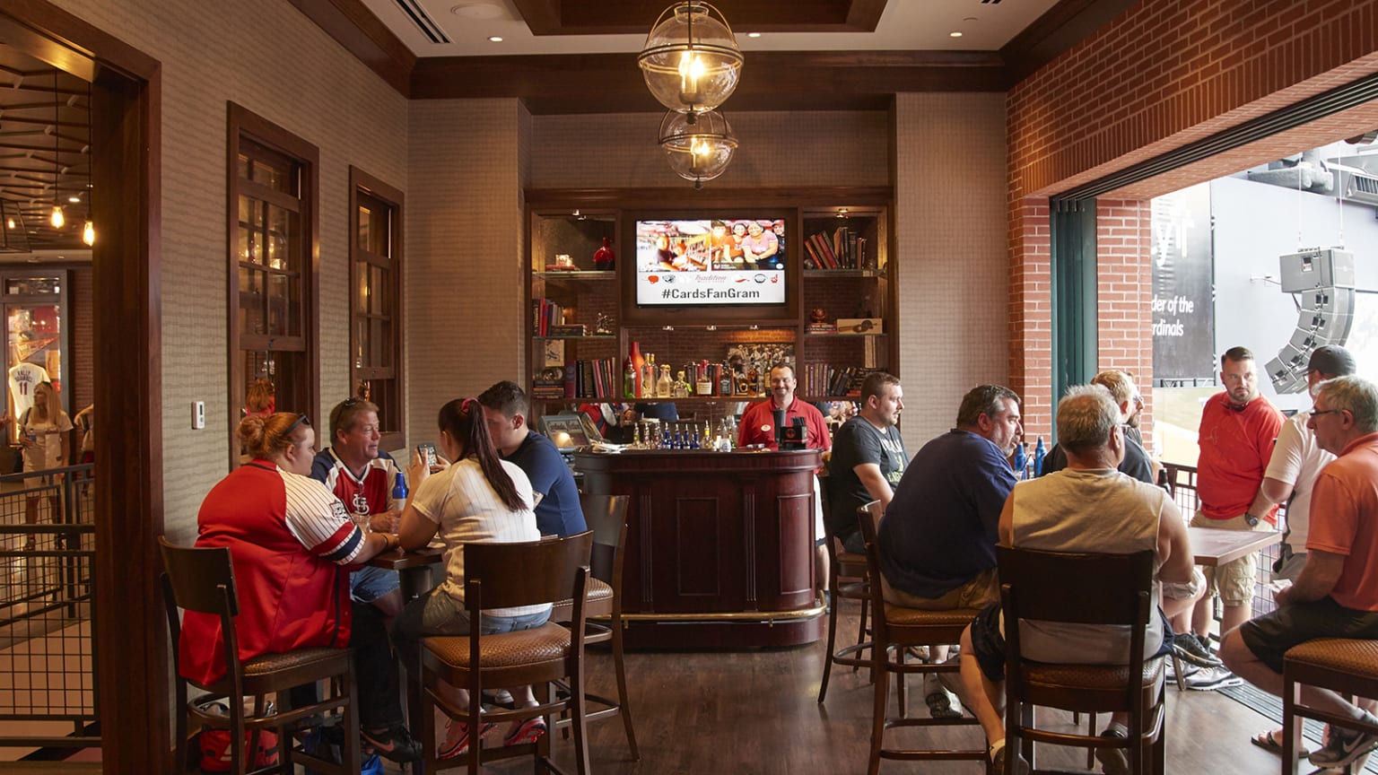 Balcony Bar | St. Louis Cardinals